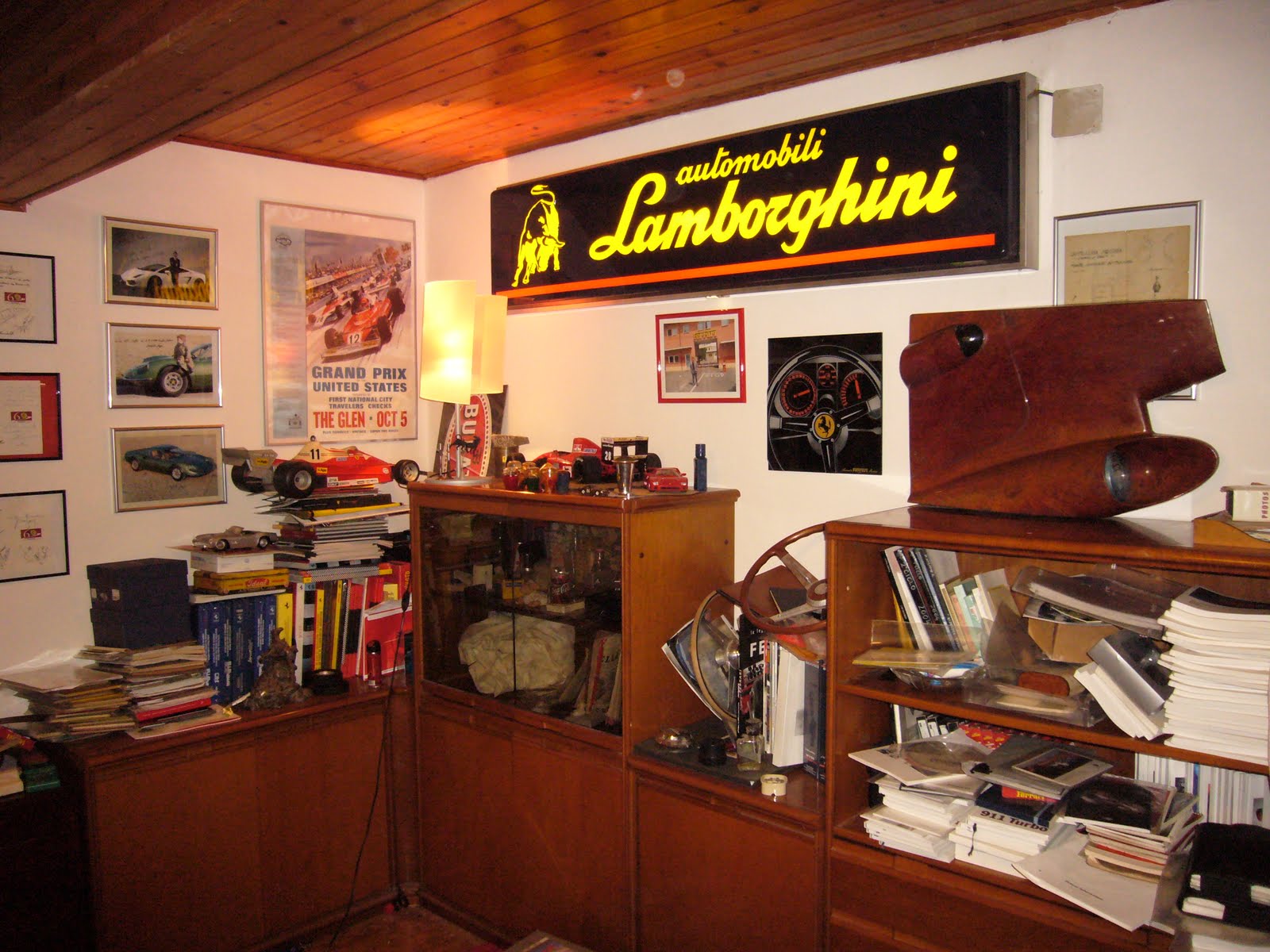 AUTOMOBILIA ITALIA
