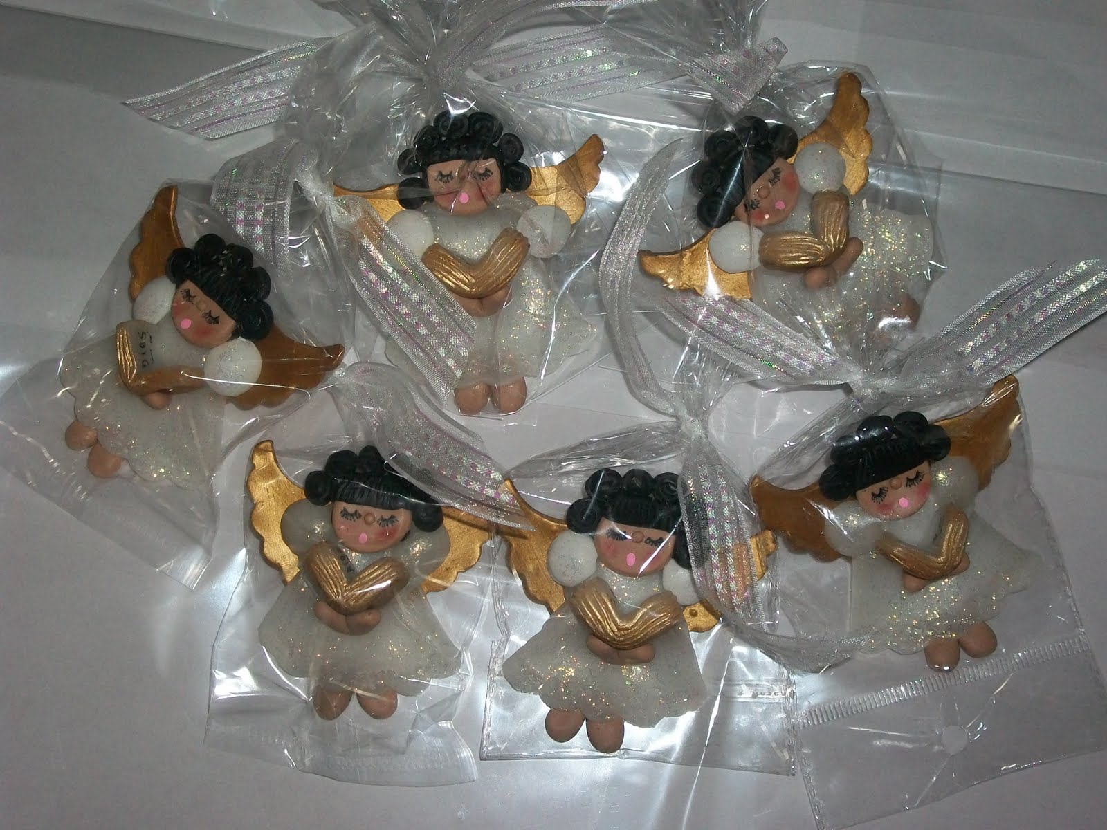 EL PANAL DE LA ABEJITA: ANGELITOS