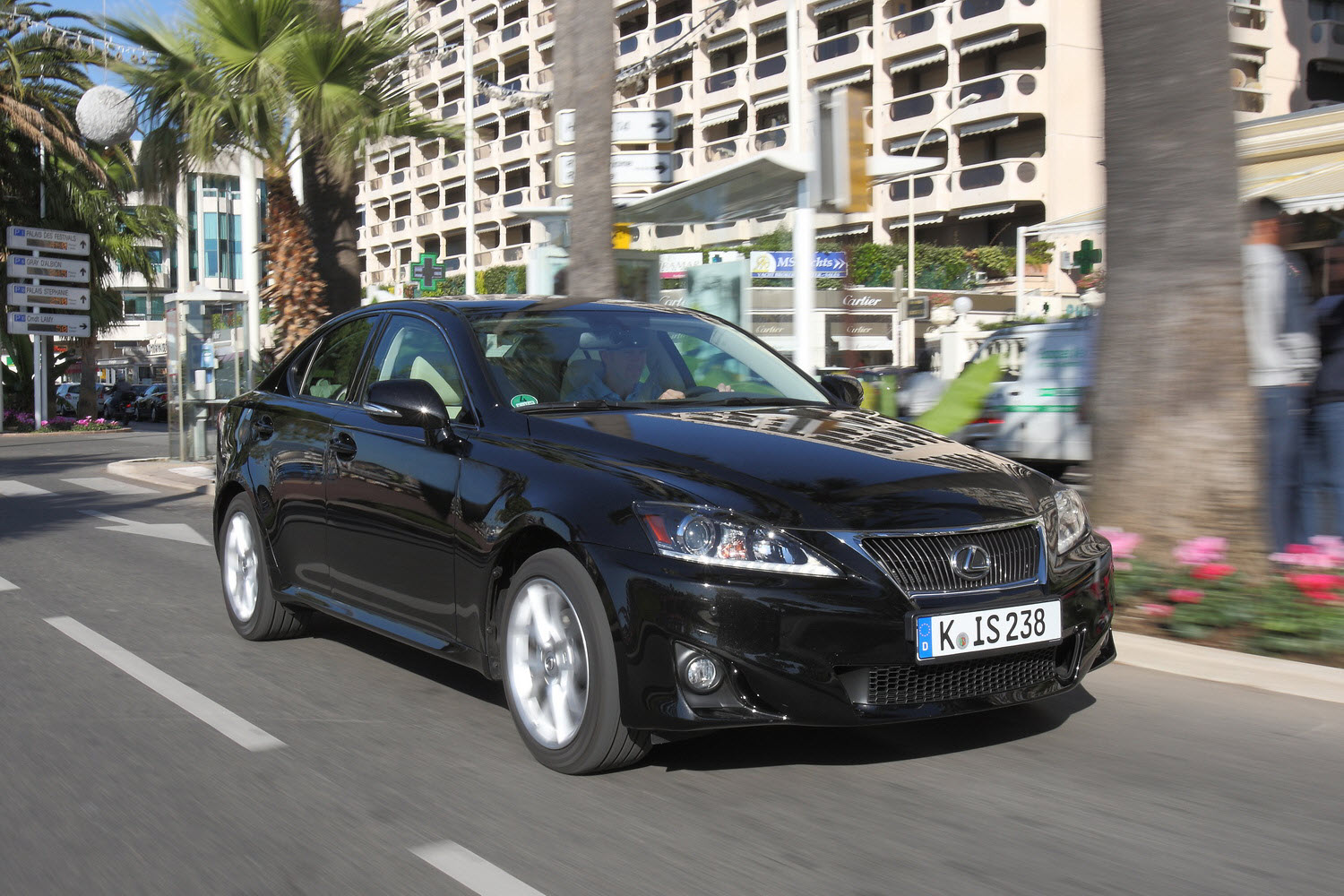 Lexus introduces IS 200D and 220D