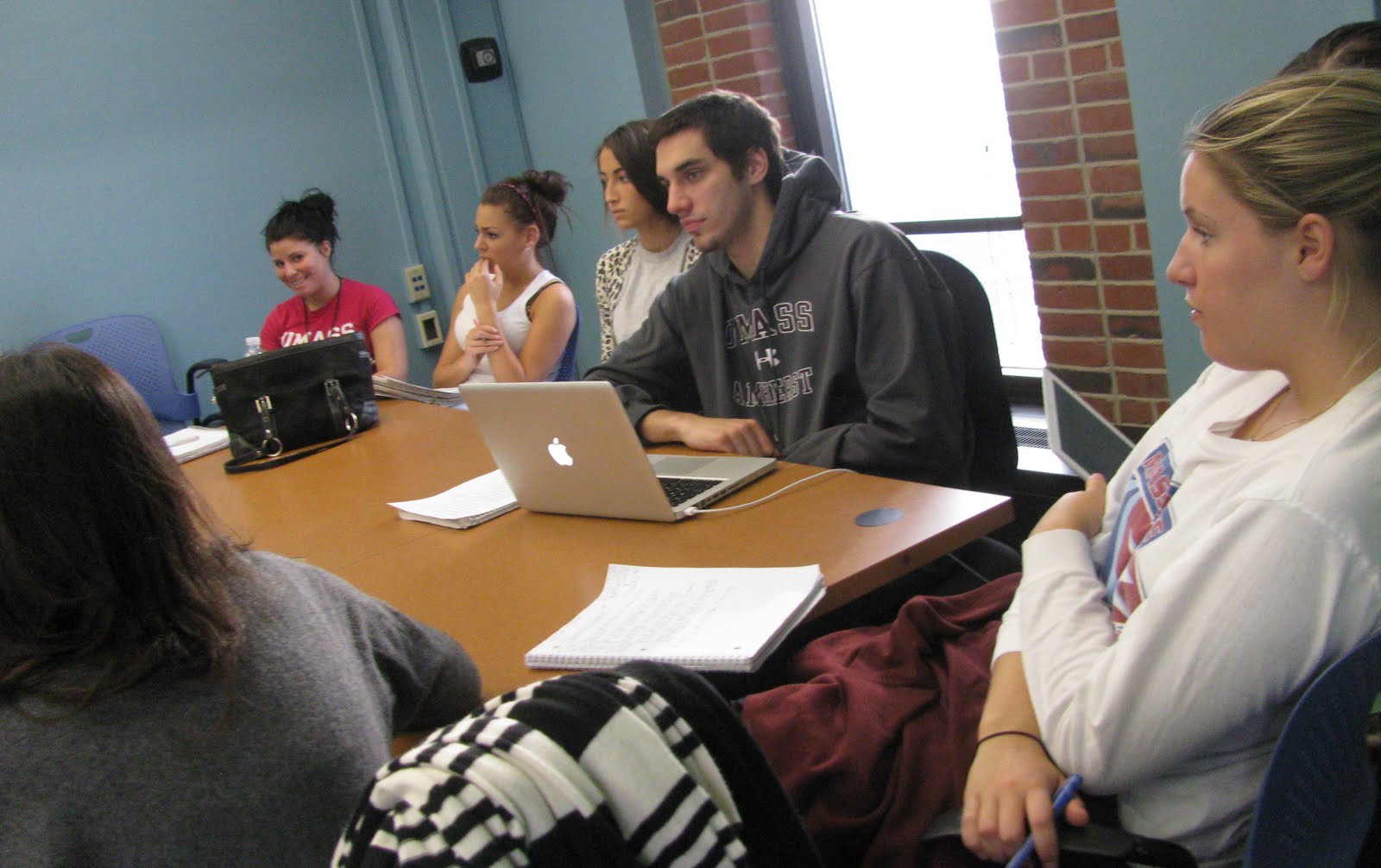 Journ 300: A UMass Journalism Newswriting and Reporting blog: Amherst ...