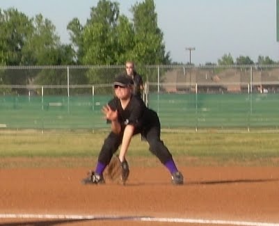 Fastpitch Softball Talk: Fastpitch Softball Fielding Tips - Infield