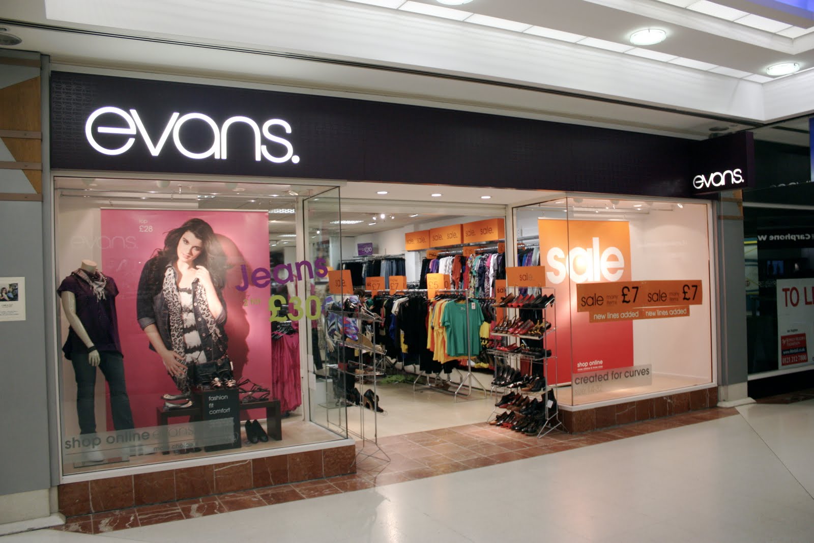 Guildhall Shopping Centre: Great discounts at Evans