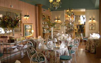 A Southern Belle's Guide: Foodie Friday: Chelseas Tea Room