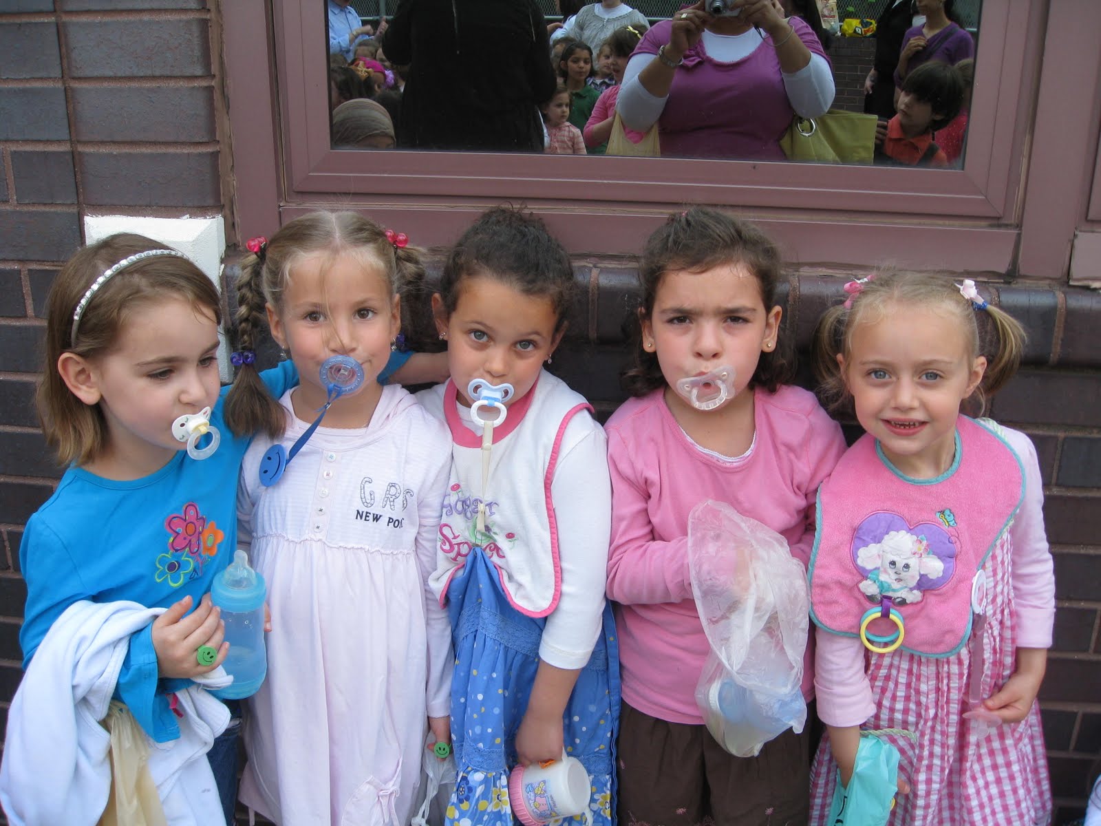 Bais Rivkah Kiddie Camp: Bubby Zaidy Mommy Tatty Baby Day