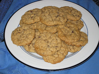 In Search of the Finer Things: Blue Ribbon Oatmeal Cookies