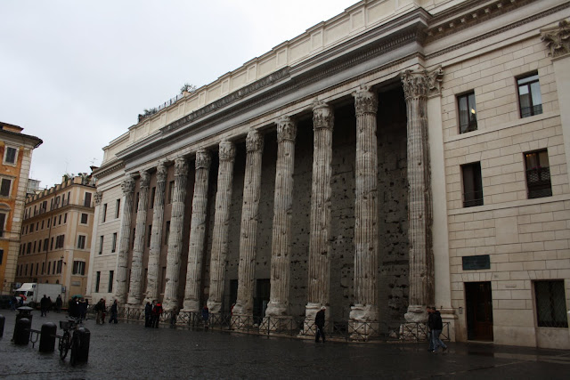 Viajar e descobrir: Itália - Roma - Templo de Adriano