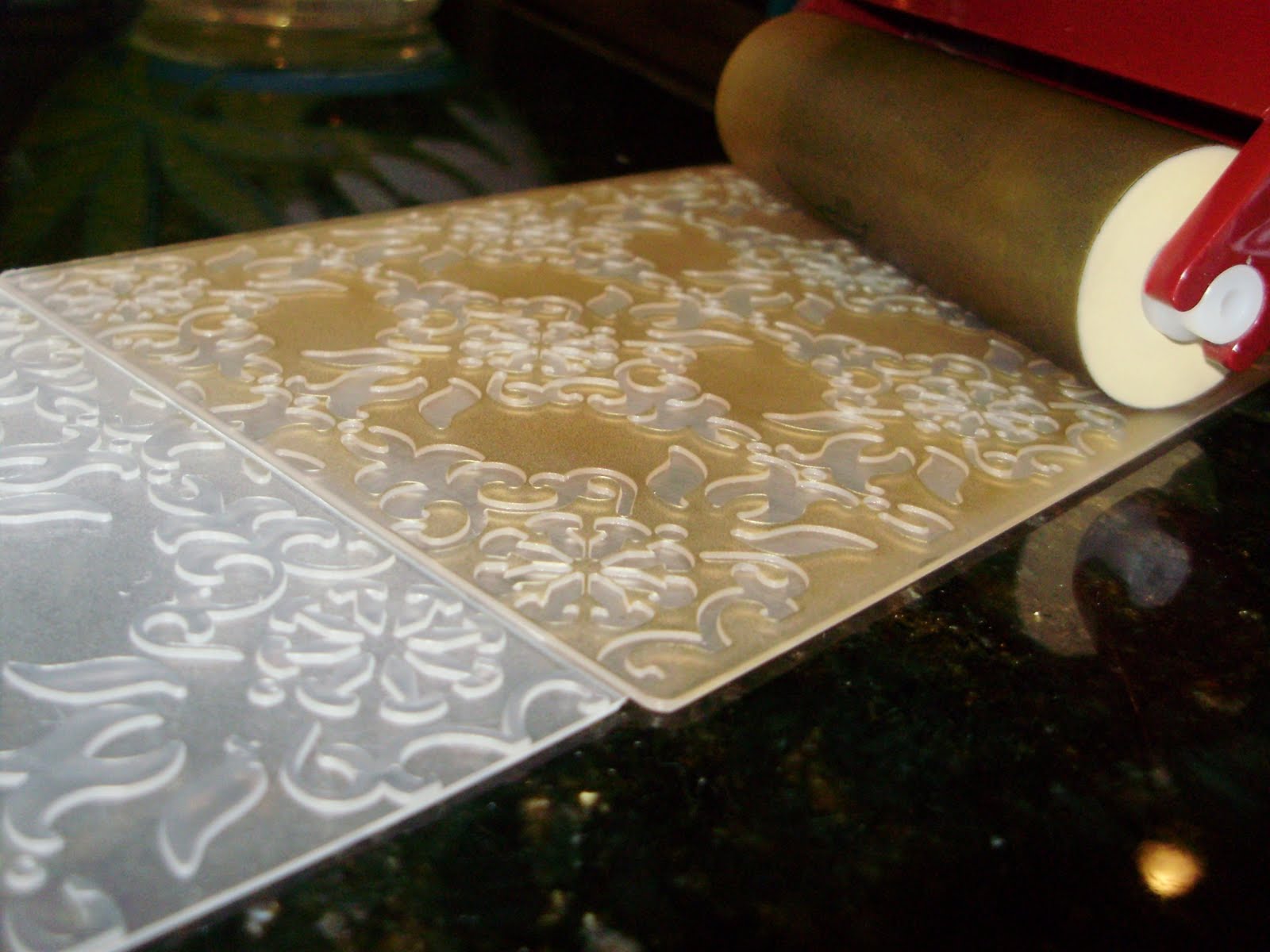 trololo blogg: Wallpaper Embossed