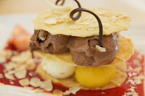 little Joy: CK Tangs' Birthday Treat