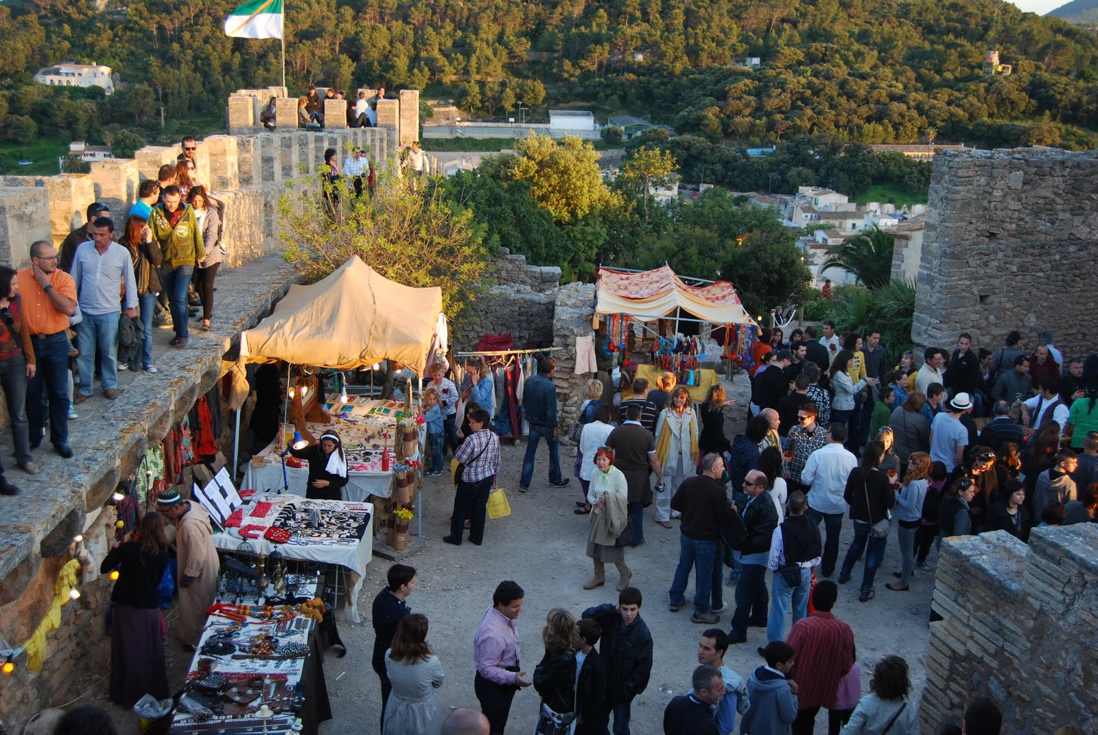 en un click clack: Mercado medieval de Capdepera