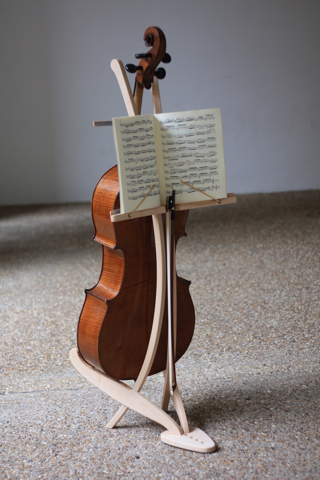 My Dads Blog - Bim Burton : Cello Music Stand