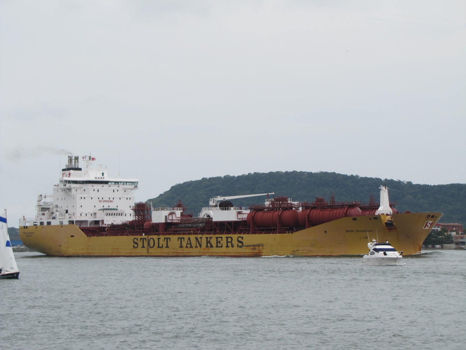 Navios em Santos: 12/15/10