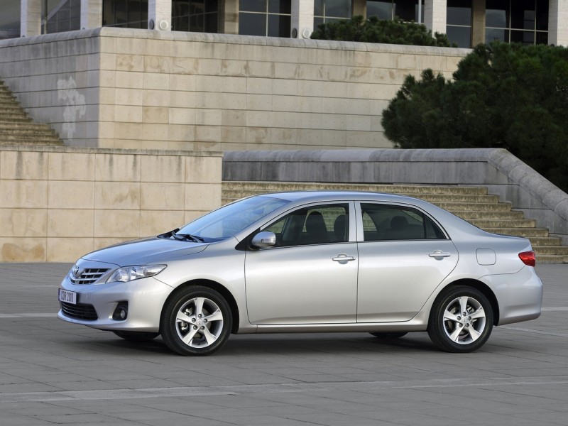 The New Cars Zone: 2010 Toyota Corolla Luxury Cars