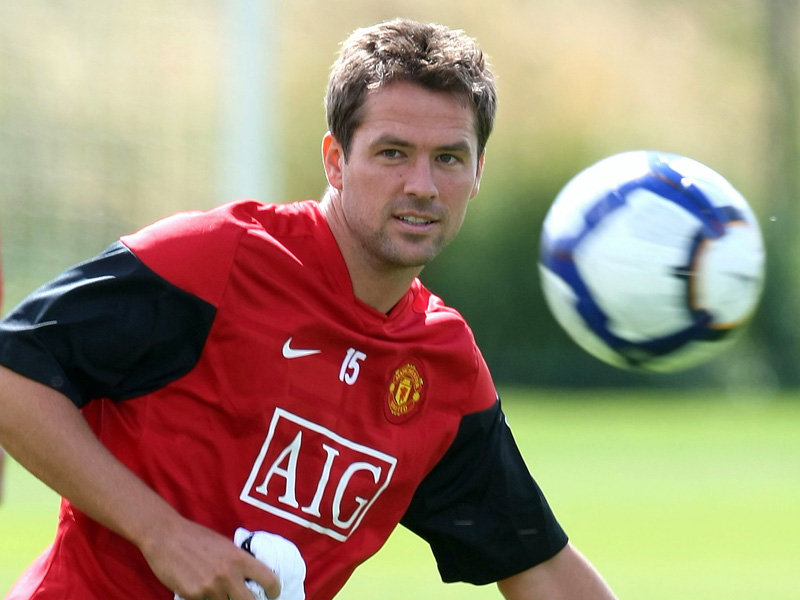 Sports Stationic: michael owen top football players pictures and biography