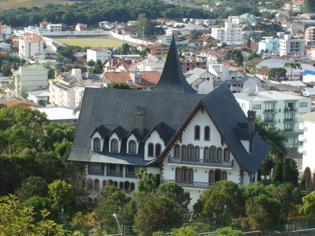 panorama: O CASTELO DO CASTELAN EM FLORES DA CUNHA