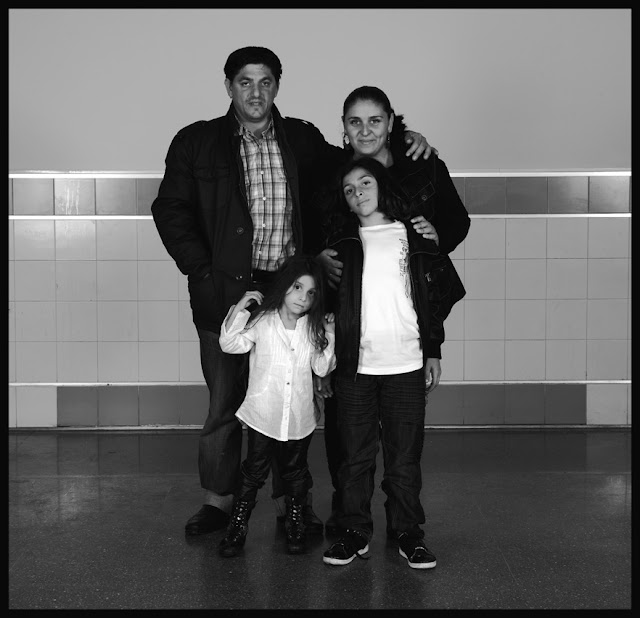 Retratos de Familia: Retratos de familia 2. Castellón 2010. Serie ...