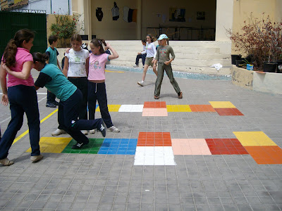 EDUCACIÓN FÍSICA: MAYO, MES DE LOS JUEGOS TRADICIONALES. EL TEJE