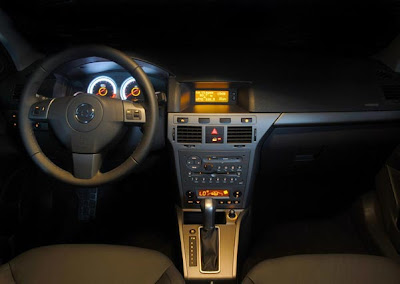 Drivenews: Novo Vectra GT / GT-X