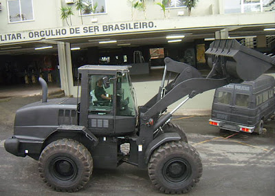 Drivenews: Transformer dos Caveiras - O ajudante do Caveirão