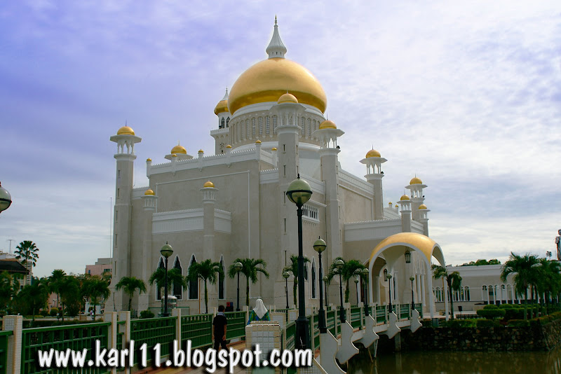 Looking Through My Eyes: Masjid SOAS