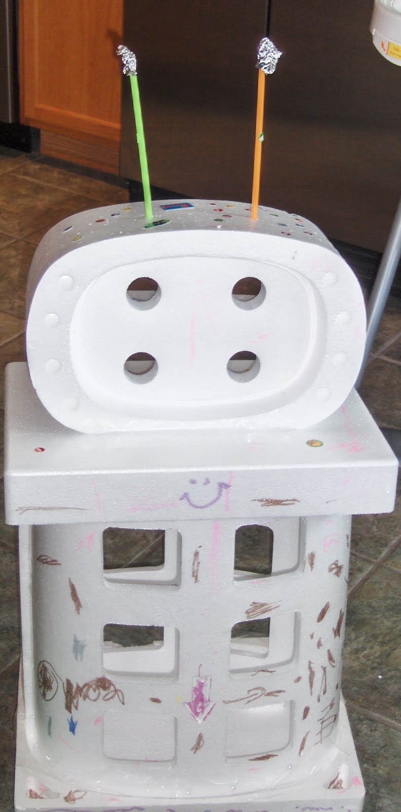 More Styrofoam Fun! - The Activity Mom