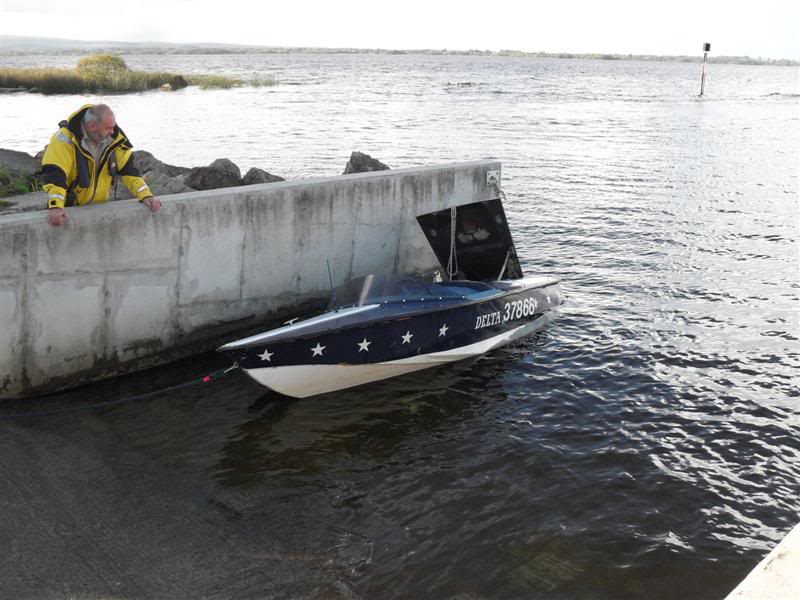 Delta V4 Speed Boat: Classic Delta Speed Boat