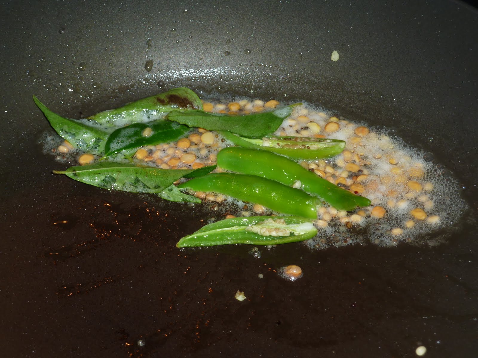 Aaha Oho: Coconut Sevai (Indian noodles)