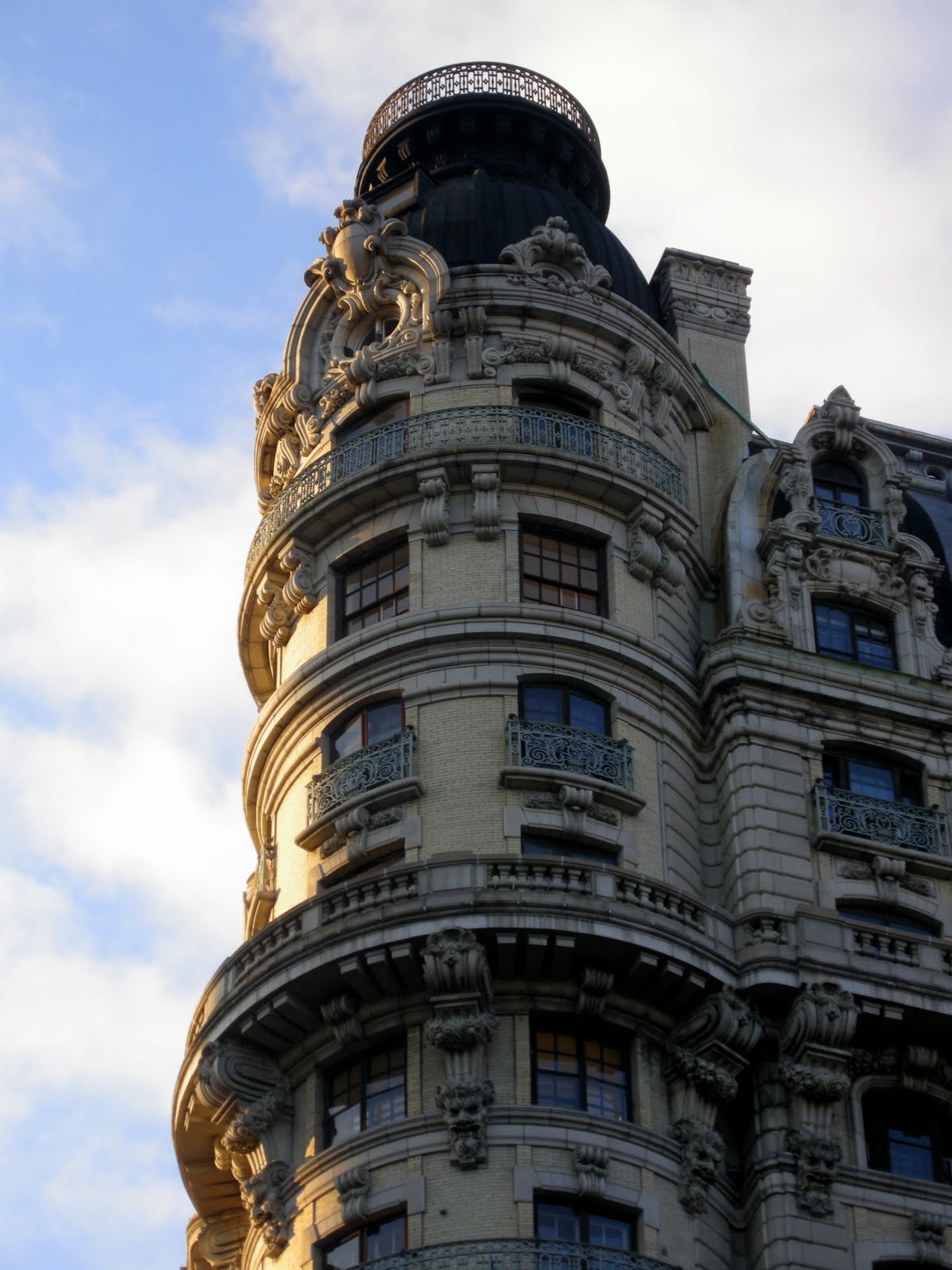 missbinnyc: Ansonia Hotel