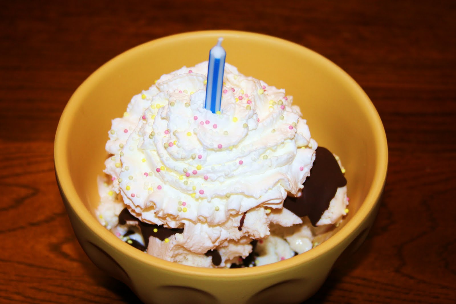 Hootenanny Studios: Happy Birthday Shawn!