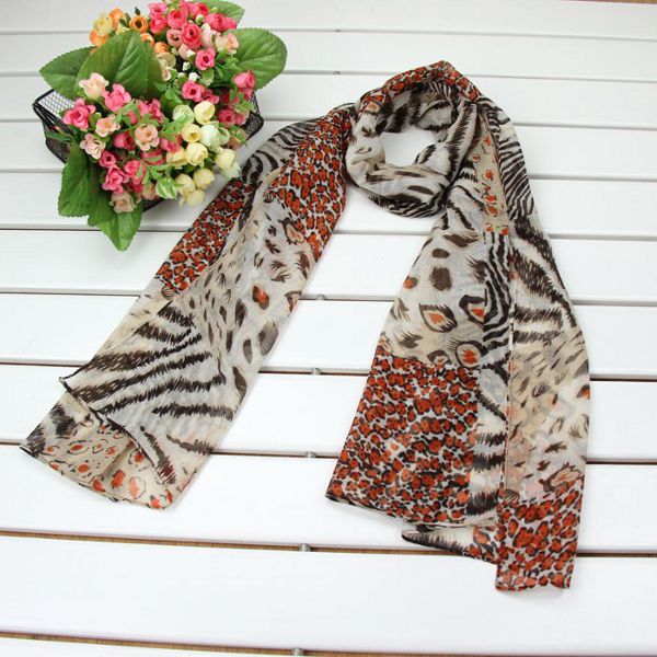 FASHION TIPS: Variasi Gaya Memakai Syal