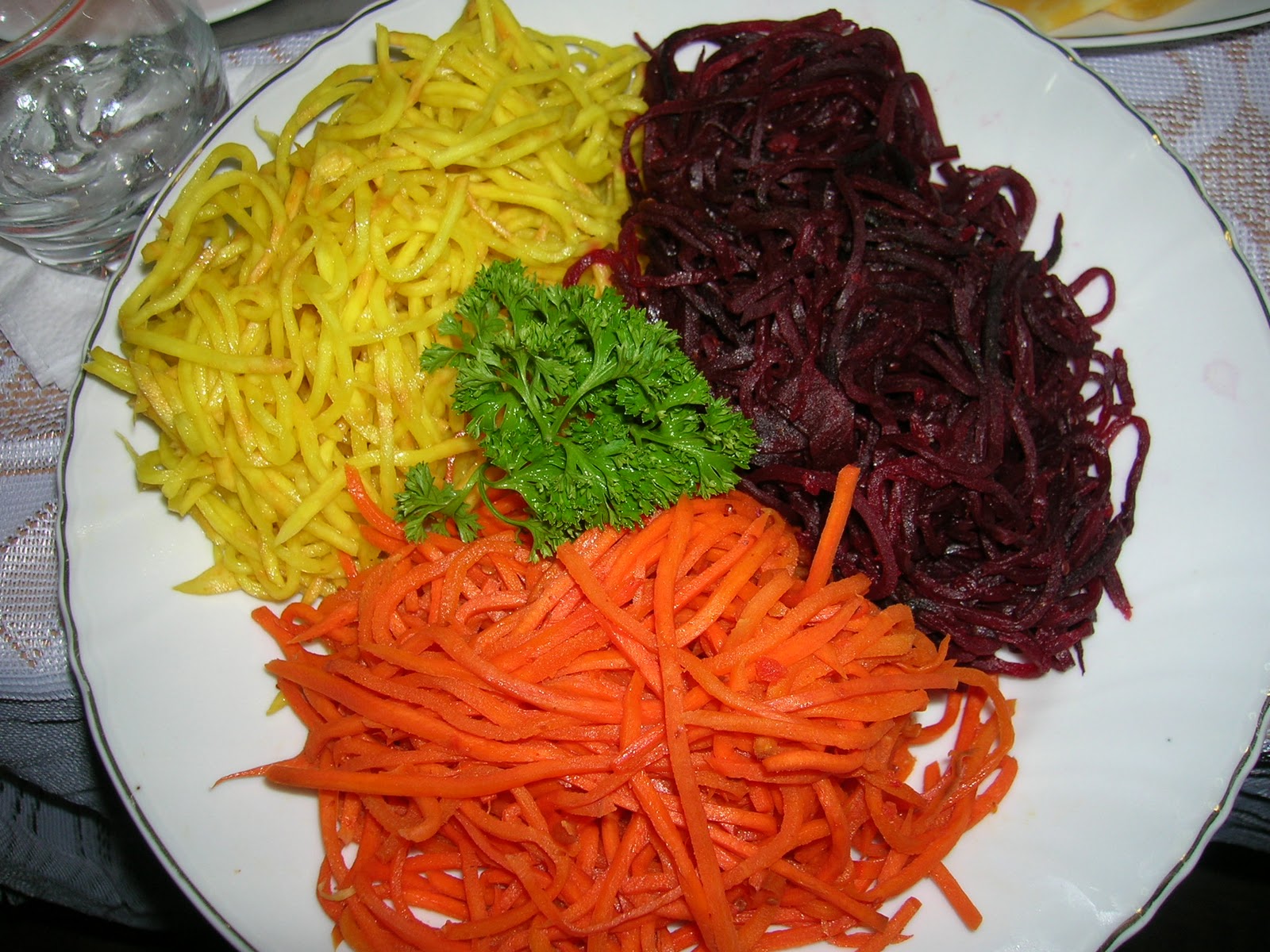 COOKING WITH ANISOARA: Morcov marinat in stil corean