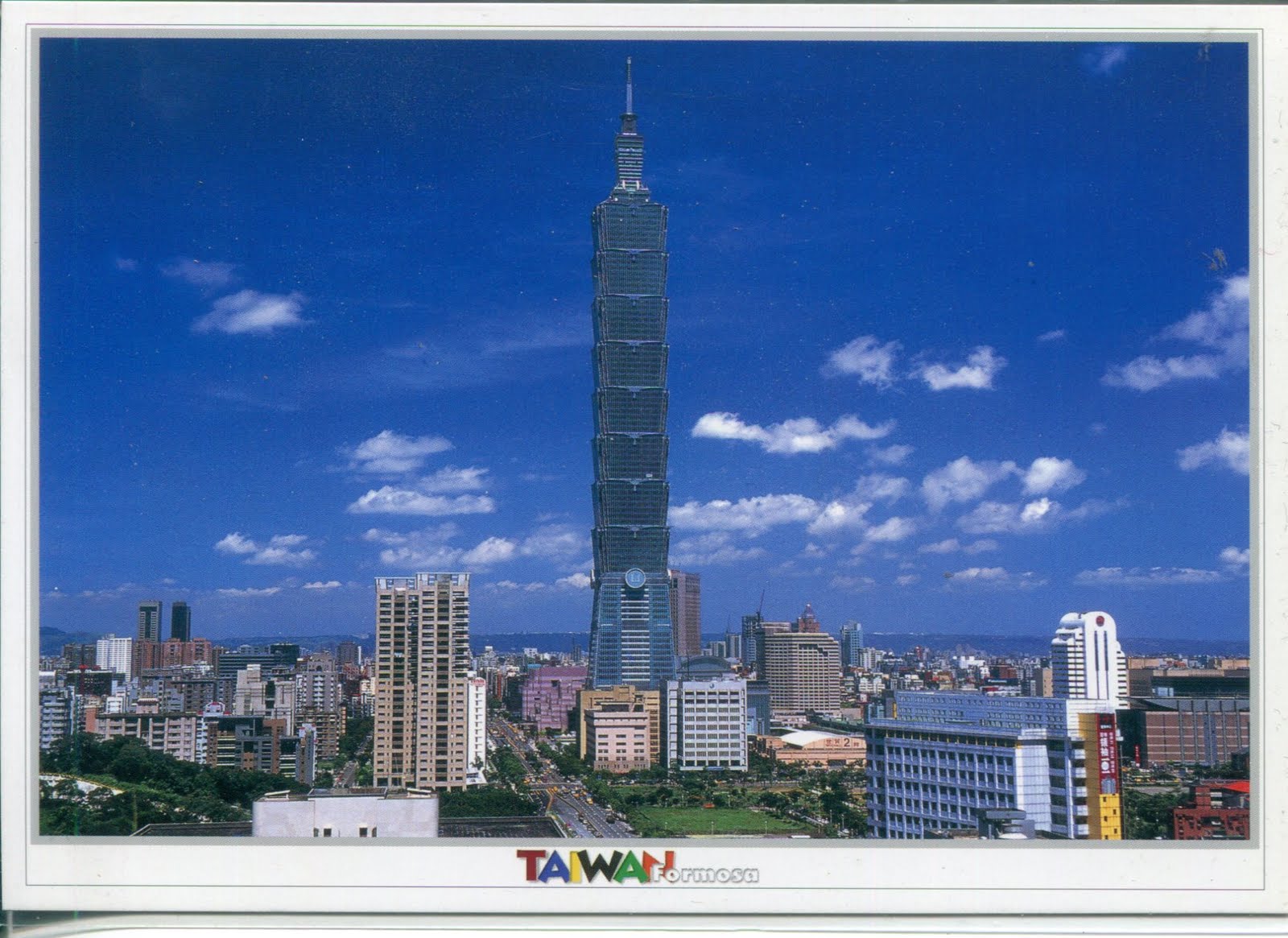 collect ROC: Taiwan postcards: Taipei 101 Tower , Cloudy sky