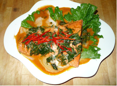Amporn's Thai Kitchen: Thai Chu Chee Curry Salmon