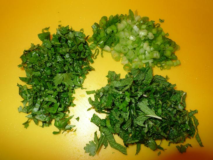 Amporn's Thai Kitchen: Thai spicy ground shrimp with toasted rice