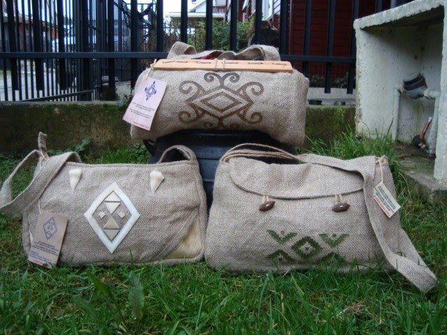 EVTEKULUWN ( TEKULUWN significa VESTIRSE EN MAPUCHE ): CARTERAS Y ...