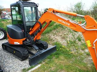MINIEXCAVATOR HITACHI EX30 NOU, ORE DEMONSTRATIVE