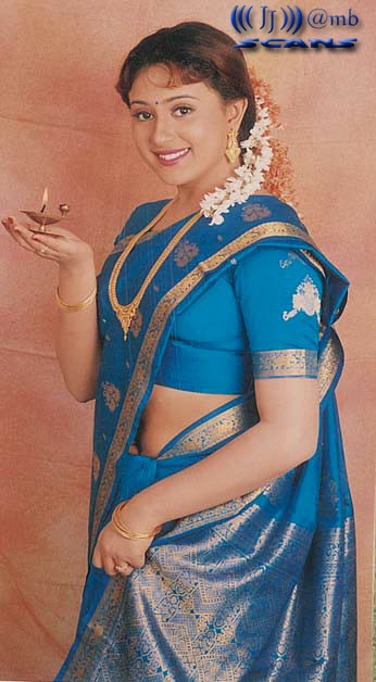 Bhavana Actress Hot: Vineetha Hot Navel Show