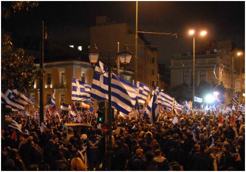 ΒΛΕΠΟΥΝ ΤΗΝ ΣΥΓΚΕΝΤΡΩΣΗ 150 ΑΙΓΥΠΤΙΩΝ ΣΤΗΝ ΑΘΗΝΑ ΑΛΛΑ ΑΓΝΟΗΣΑΝ 10.000 ...