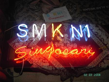 HURUF TIMBUL MURAH / HARGA HURUF TIMBUL / HURUF TIMBUL KUNINGAN : Neon Sign