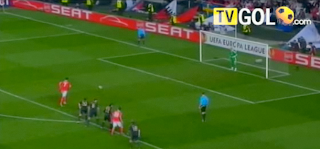 Hong Kong Referee: Europa League Penalty Kicks and Encroachment