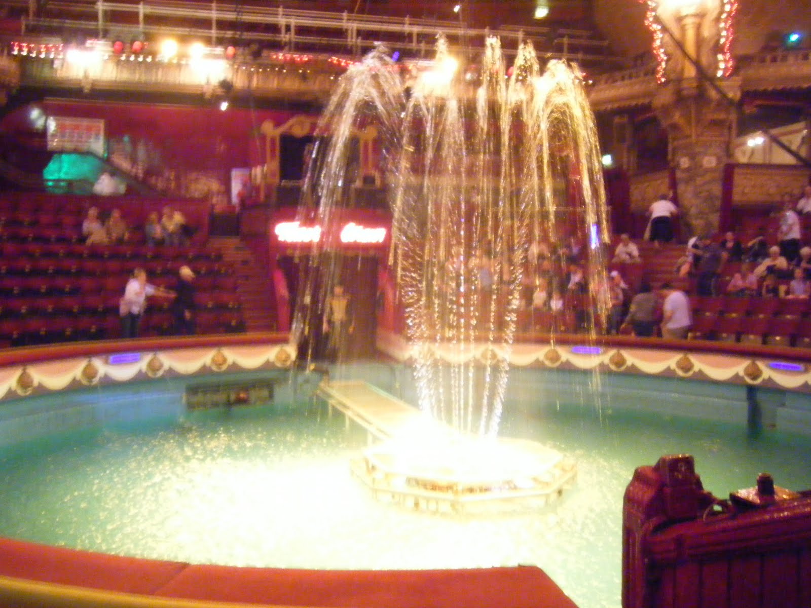 Moss Travel Photography: Blackpool Tower Circus, Lancashire, England ...