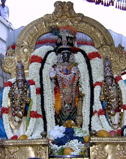 Maa Vaishno Devi, Vaishno Devi Temple, Mata Vaishno Devi Photo, Song ...