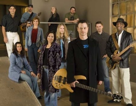 Fans CSI latino y un poco mas: Gary Sinise y "Lt Dan Band 'en el EEA