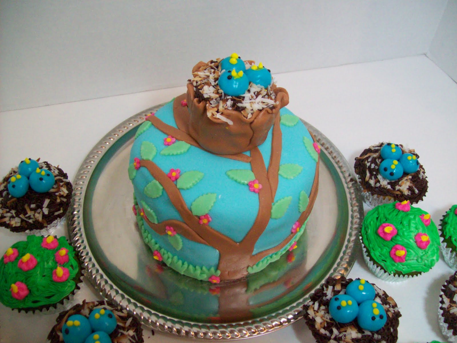 CedarGap Creations Cookies: Grandma's 72nd Birthday Cake