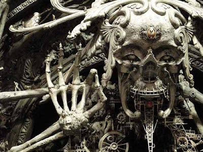 The Art of the Grotesque ~ AMAZING-ARTS