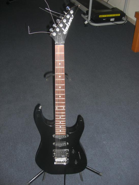 Bazar del Músico: Jackson JS-20