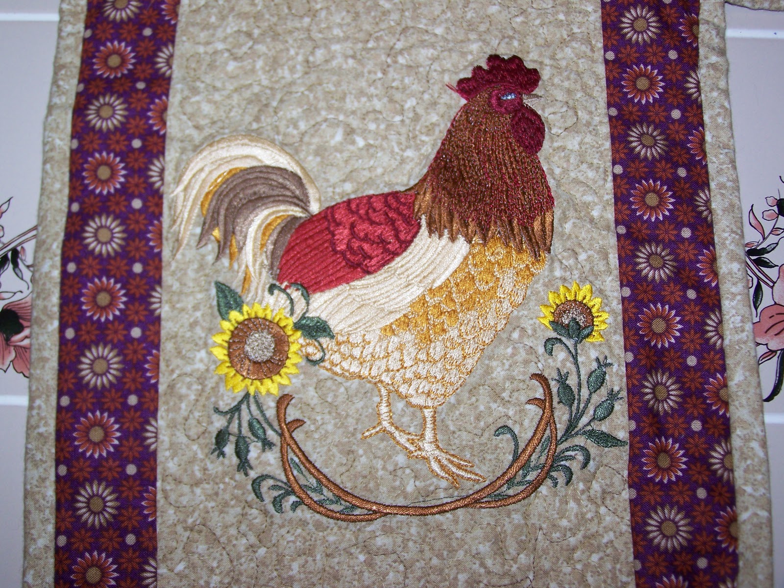 Lighthouse Lane Crafts: Rooster Embroidered/Quilted Table Runner