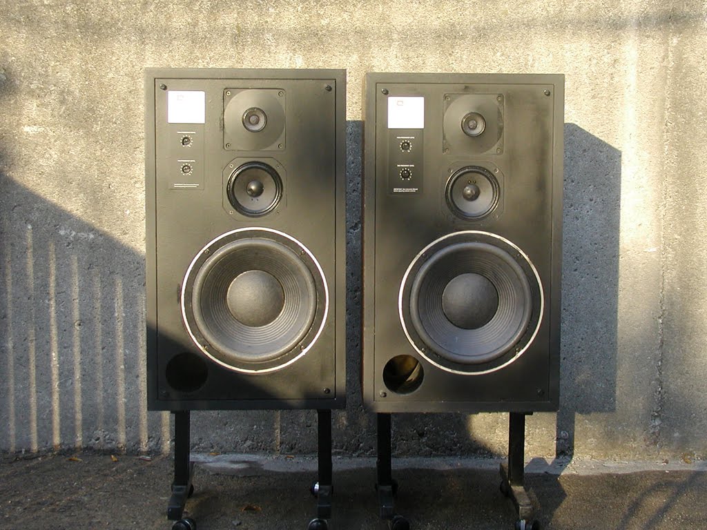 SEVENTIES STEREO: JBL L50 first pictures