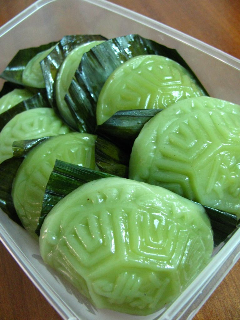 Alex-Cheryl: Penang Food Adventures - Malaysian Kuih