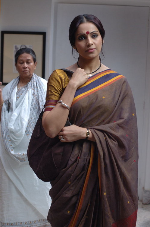 Indian Entertainment News & Photos: Dusky beauty Bipasha Basu in ...