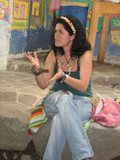 Santa Tirana: Lucía Escobar